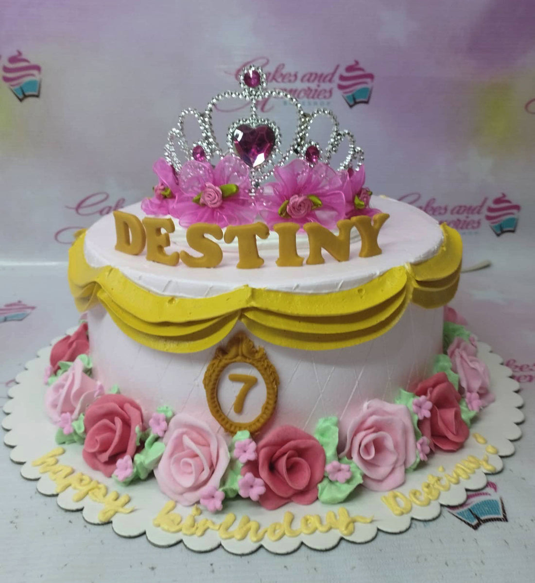 Crown Cake - 1134 – Cakes and Memories Bakeshop
