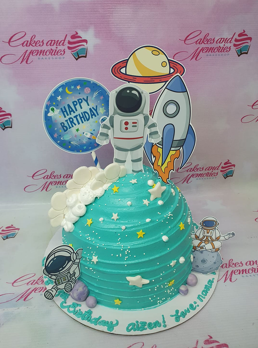 Space Cake - 1124 – Cakes and Memories Bakeshop