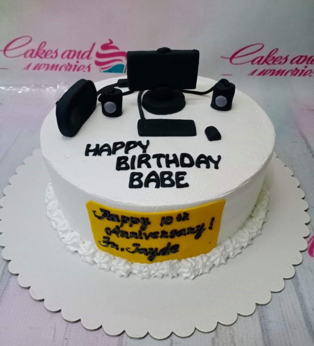 Social Media Cake - 1105 – Cakes and Memories Bakeshop