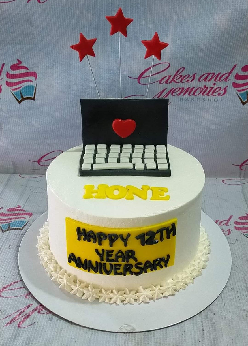 Social Media Cake - 1113 – Cakes and Memories Bakeshop