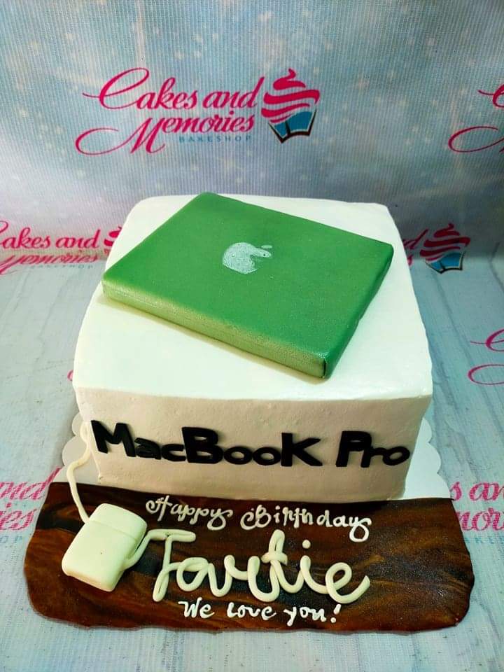 Social Media Cake - 5305 – Cakes and Memories Bakeshop