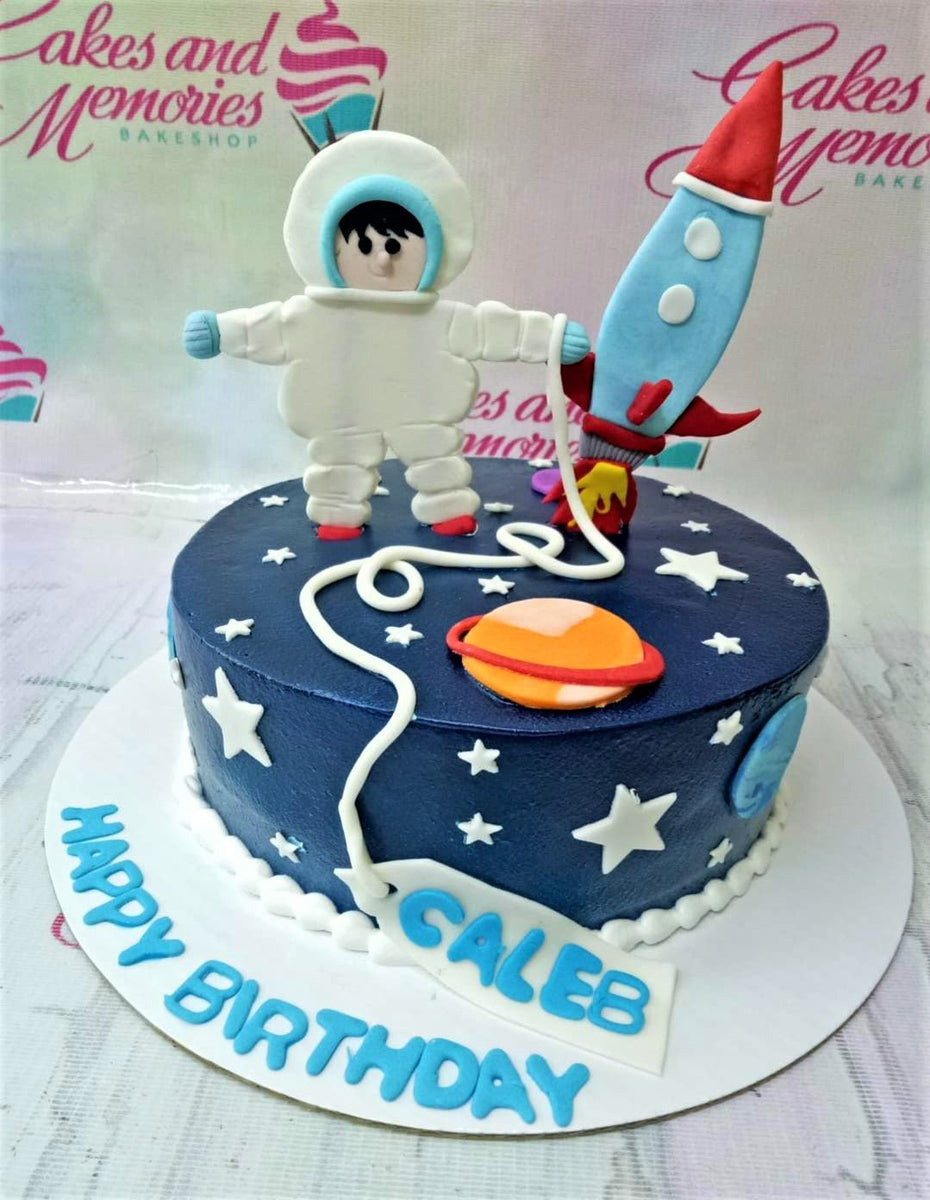 Space Cake - 1105 – Cakes and Memories Bakeshop