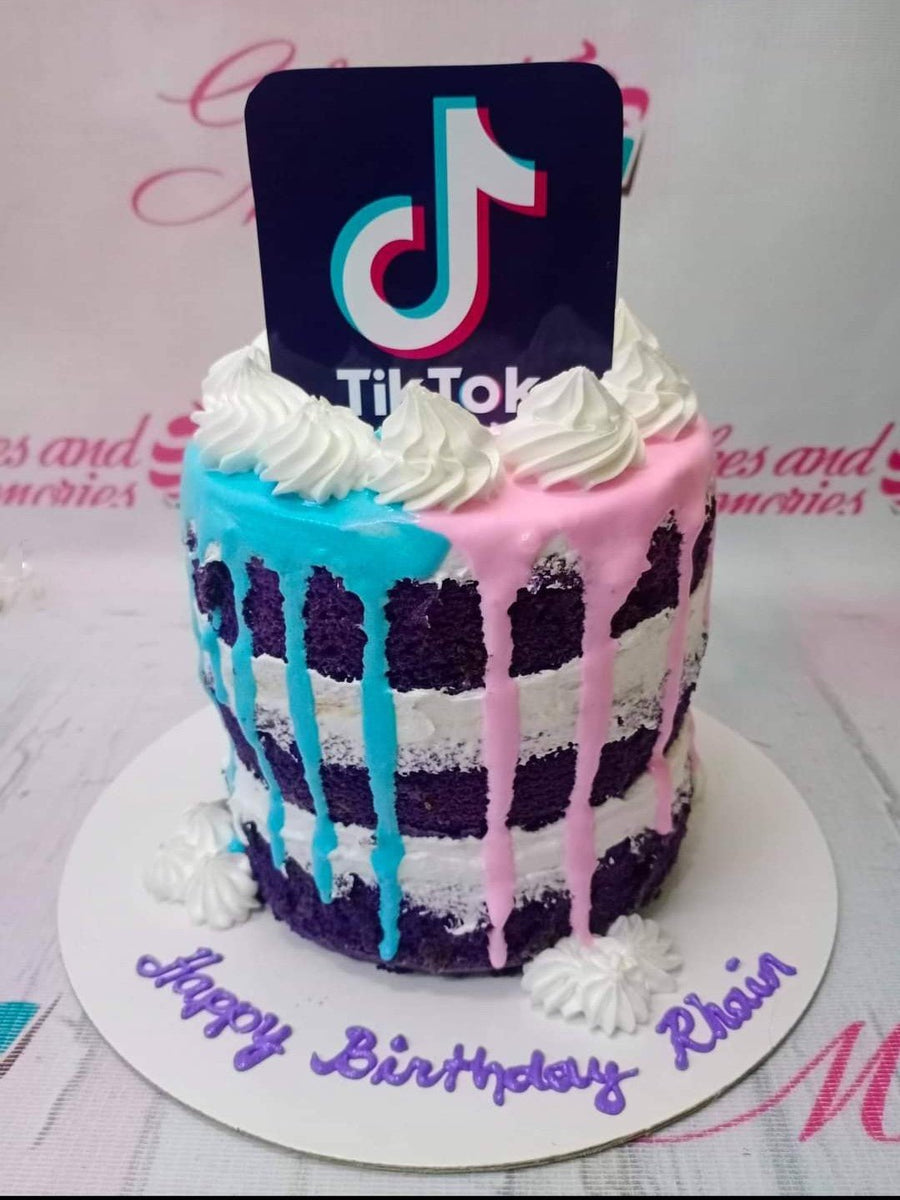 Tiktok Cake - 1123 – Cakes and Memories Bakeshop